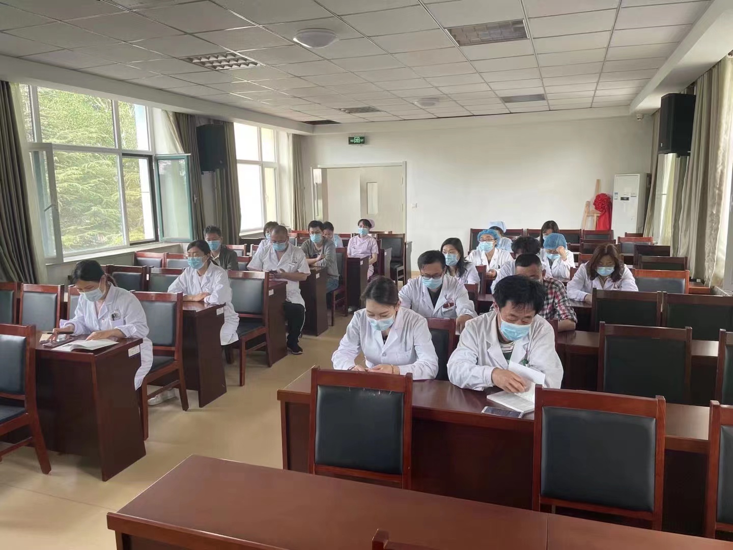 烟台市政府门户网站 健康教育 【健康科普】烟台肺科医院健康教育——2022年3月16日控烟讲座